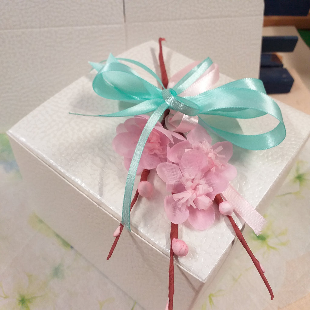 Bianche quadrate basse scatole bomboniere cartoncino stile-fibra ...